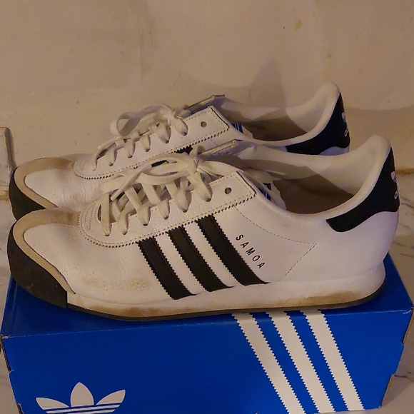 adidas Originals | Shoes | Adidas Originals White Leather Sneakers With ...
